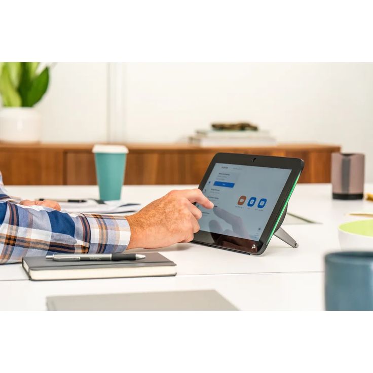 POLY TC10 TOUCH CONTROLLER – TecAfrica Solutions